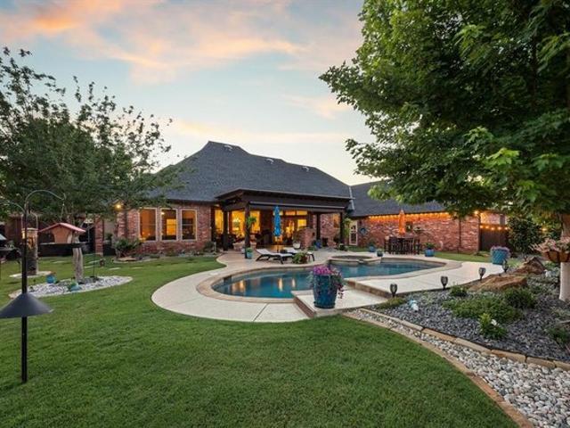 4216 Frisco Bridge Blvd, Edmond, OK 73034