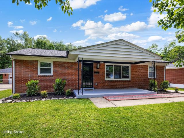 4216 Lynnbrook Dr
