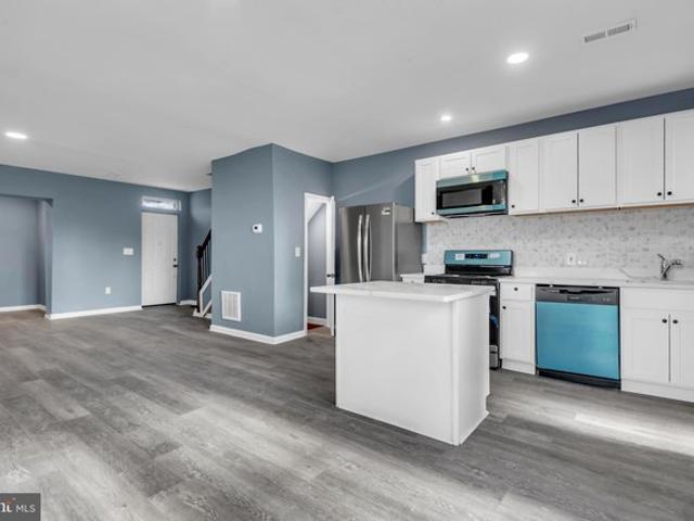 4216 Reisterstown Rd, Baltimore, MD 21215