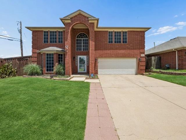4217 Bent Oaks Dr, Arlington, TX 76001