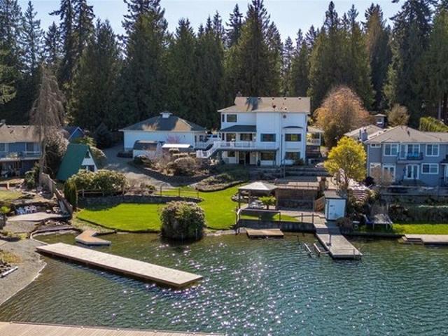 4217 Lakeridge Dr E, Lake Tapps, WA 98391