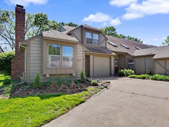 4217 Wimbledon Dr, Lawrence, KS 66047