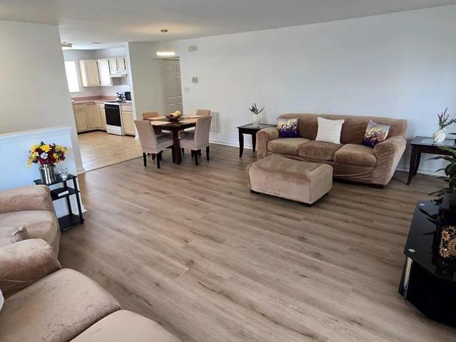 4218 Applegate Lane # 9