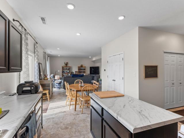 4218 Ashworth Lane