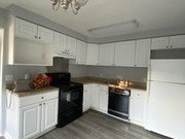 4218 Packard St Apt 5, Ann Arbor, MI 48108