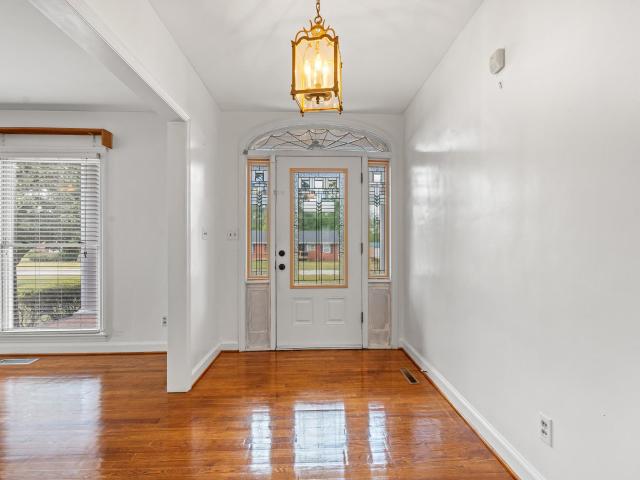 4218 Poole Loop