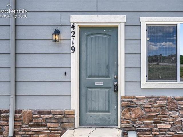 4219 Perryville Point