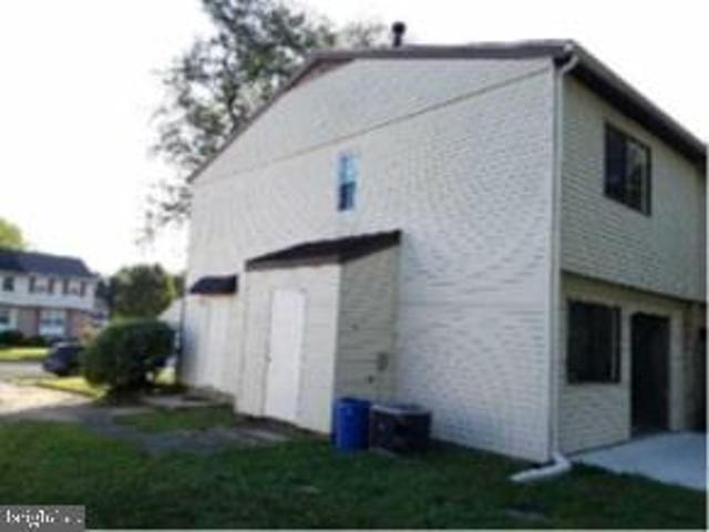 4219 Slater