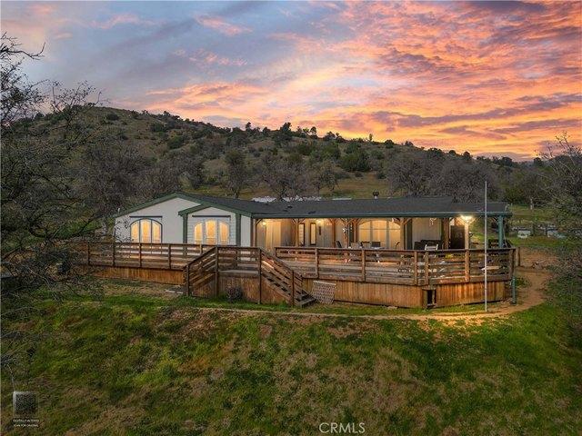 42100 Buckeye St, Caliente, CA 93518