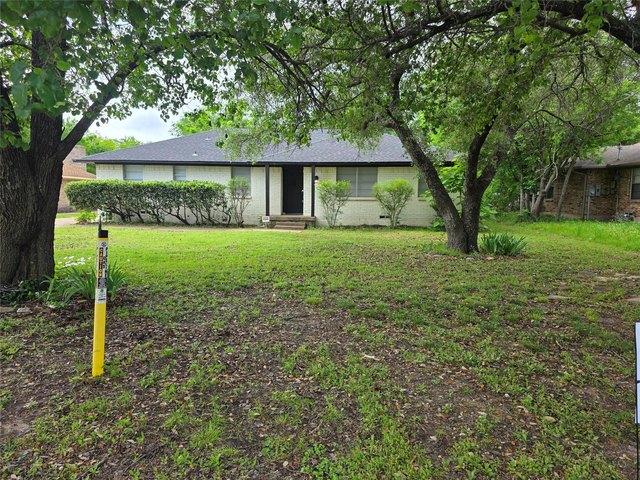 4210 Main St, Rowlett, TX 75088