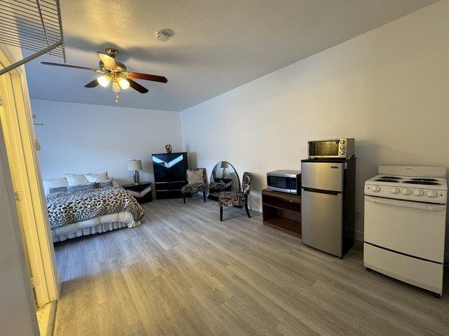 4210 NW 43rd St, Lauderdale Lakes, FL 33319