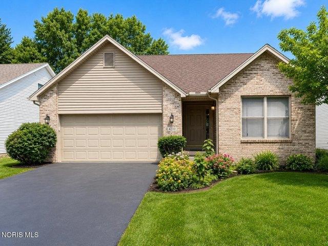4210 Caravelle Dr, Toledo, OH 43623