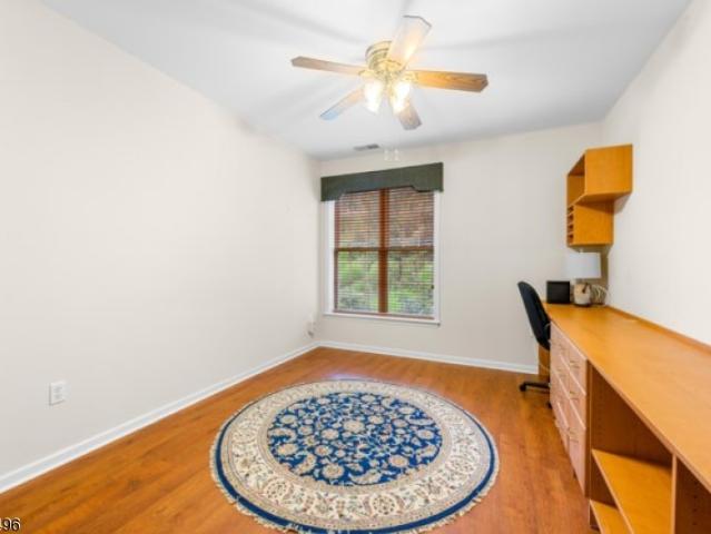 4210 Cleveland Ln # 210