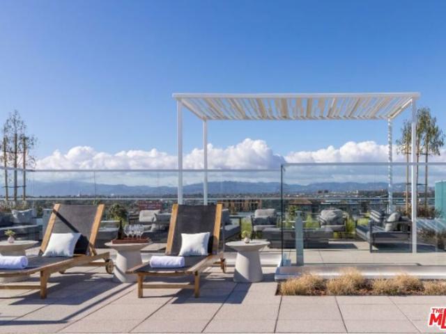 4210 Del Rey Avenue 301