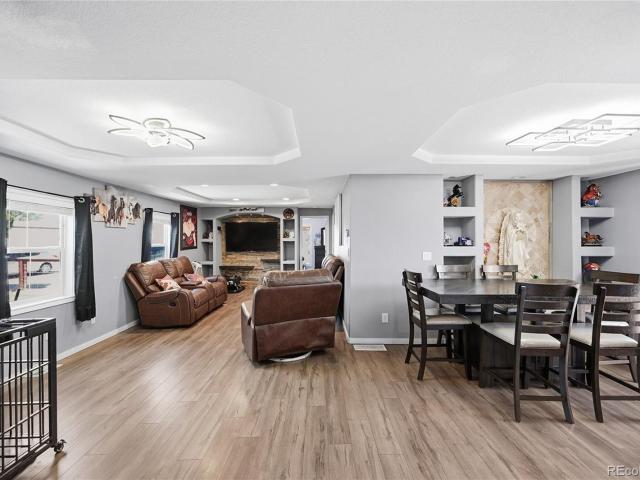 4210 E 100th Ave