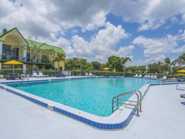 4210 Gator Trace Ave Apt B, Fort Pierce, FL 34982