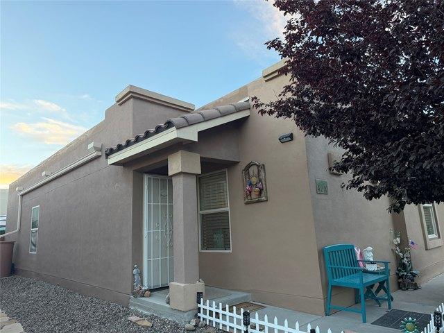 4210 Luz De Estrella, Santa Fe, NM 87507