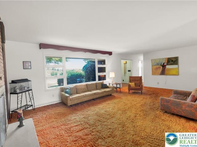 4210 Locust Drive