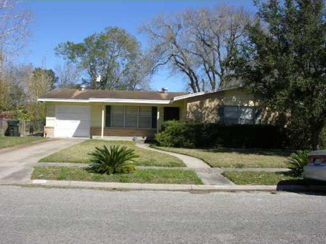 4210 Patrick Dr, Corpus Christi, TX 78413 | MLS #86129 | Compass