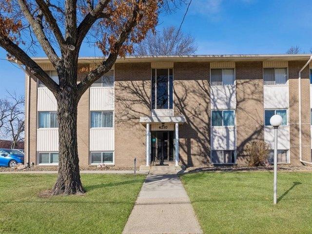 4210 62nd St Apt 3, Urbandale, IA 50322
