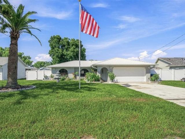 4211 Augustine Rd, Spring Hill, FL 34609