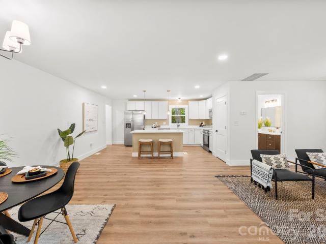 4211 Dunwoody Dr, Charlotte, NC 28215 | MLS #4403