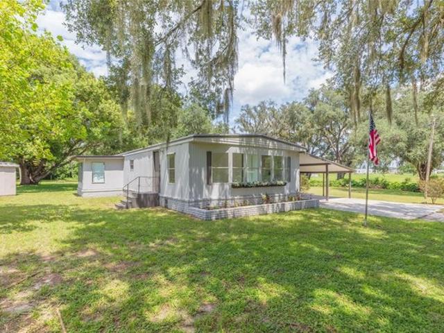 4211 Lowell Ln, Zephyrhills, FL 33541
