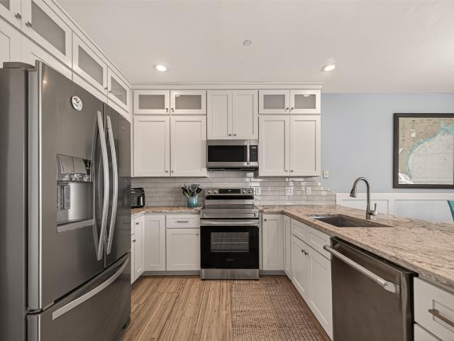 4211 Pointe West Drive 203