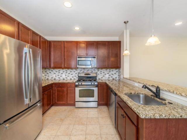 4211 Ramapo Ct
