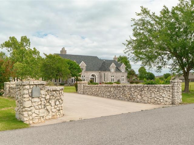 4211 Ridgeline Circle