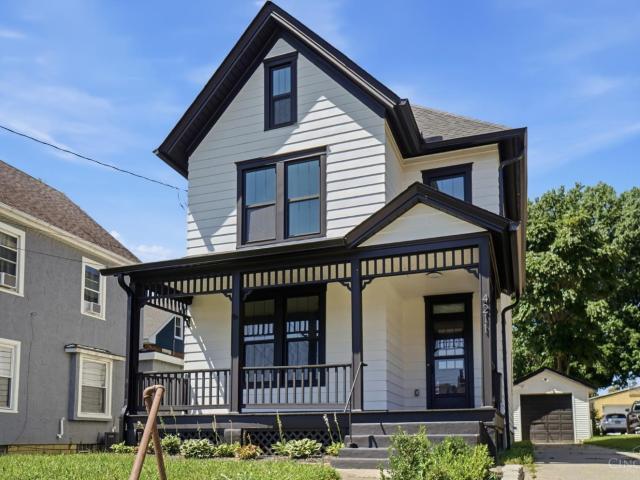 4211 Smith Road