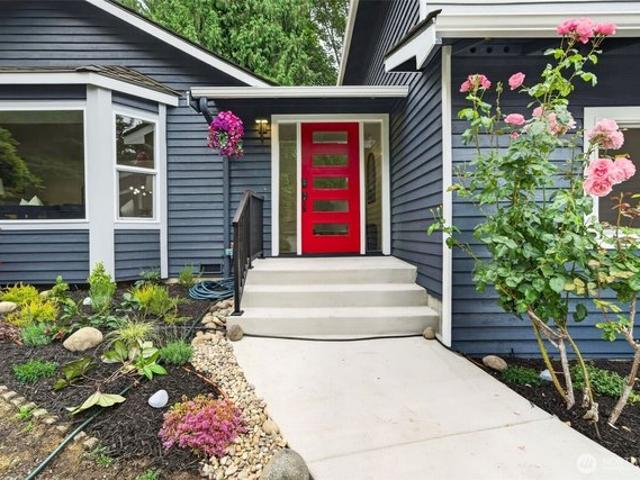4211 th Pl NE, Sammamish, WA 98074