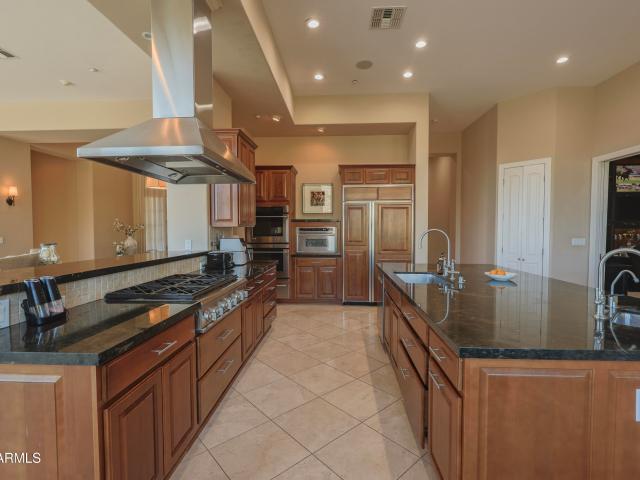 42121 n anthem creek drive