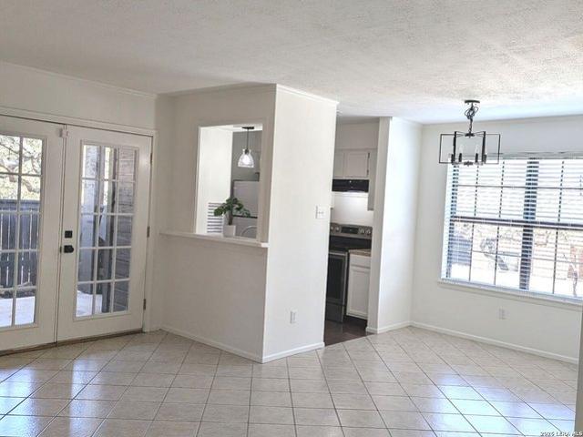 4212 Medical Dr Unit 606, San Antonio, TX 78229