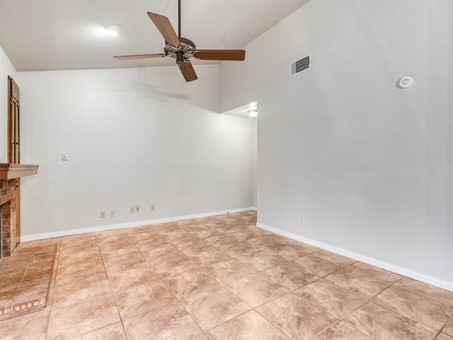 4212 Medical Dr Unit 711, San Antonio, TX 78229