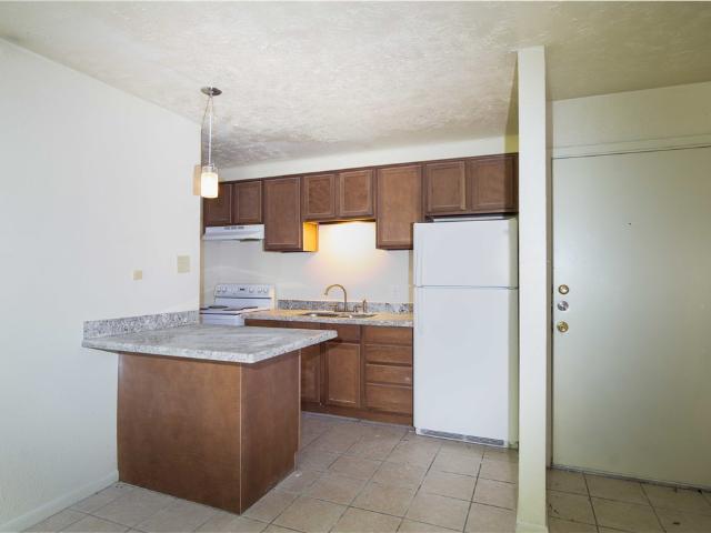 4212 Old College Road 12