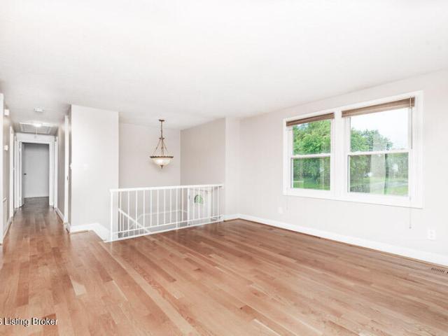 4212 Shenandoah Dr