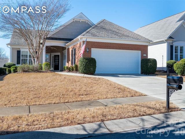 42131 Larkspur Ct, Fort Mill, SC