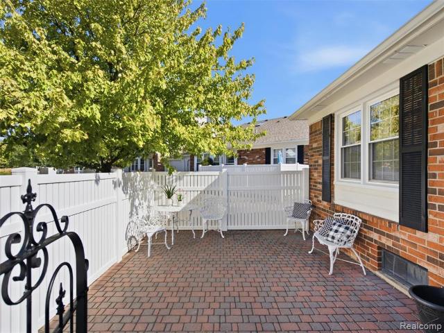 42131 Old Pond Circle