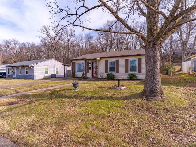 4213 Meadowridge Road