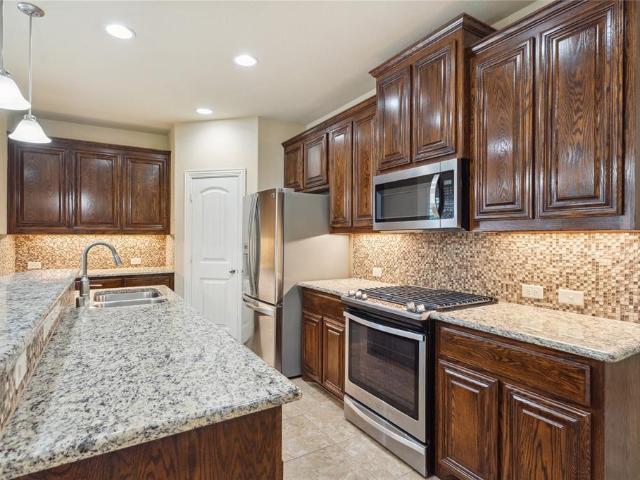 4213 Pecan Bend Lane