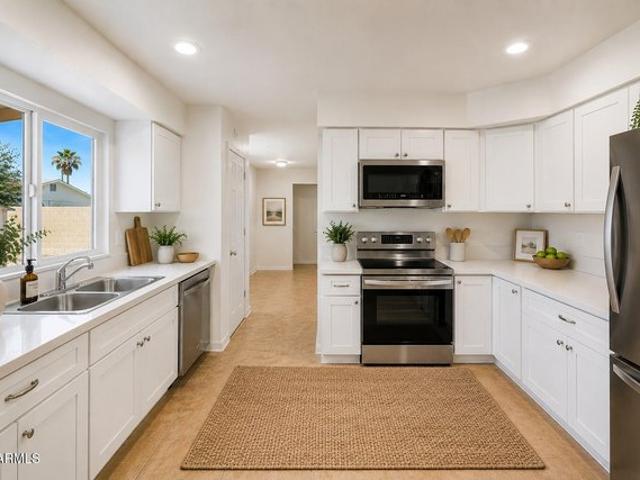 4213 W Sunnyside Ave, Phoenix, AZ 85029