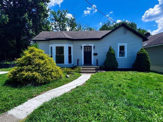 4213 Webster Ave, Deer Park, OH 45236