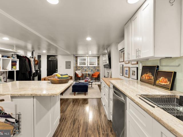 421 10th St NE, Washington, DC 20002 | MLS #DCDC2234