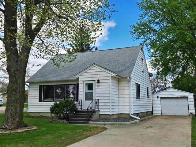 421 2nd St SW, New Richland, MN 56072