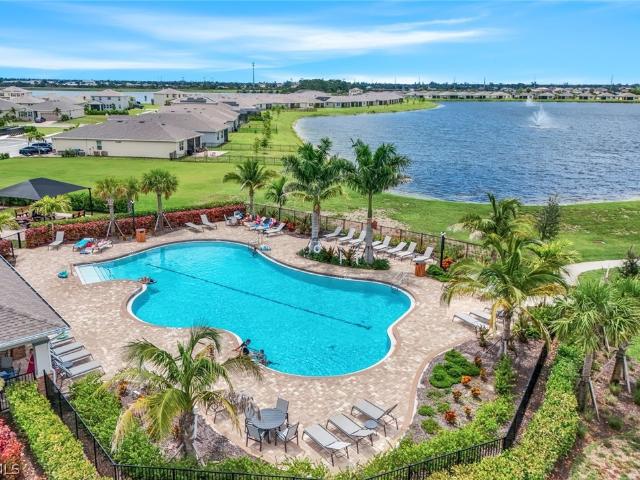 421 Coral Reef Pl, Cape Coral, FL 33993 | MLS #2026007