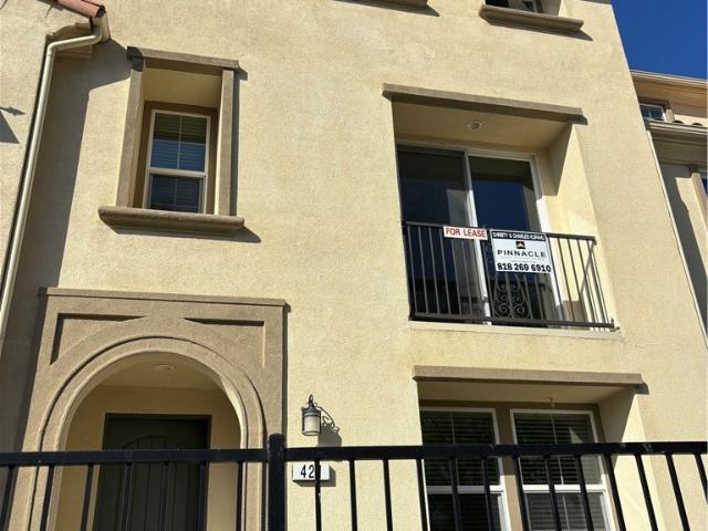 421 Camino Ruiz