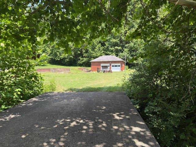 421 Chapel Rd, Gassaway, WV 26624