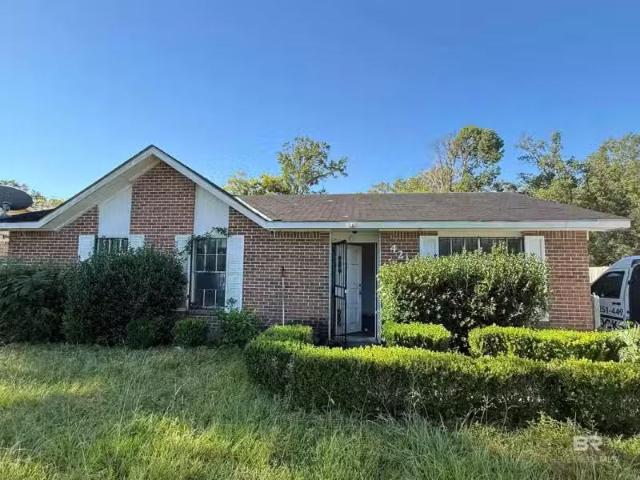 421 CHAVERS ST, MOBILE, AL 36617