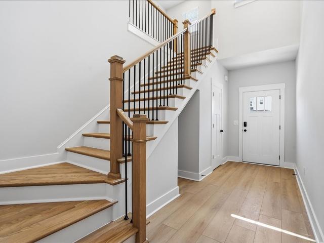 421 Crestcreek Drive